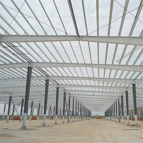 Hot Rolled / Welded H-Section Steel Columns And Beams Metal Building ...